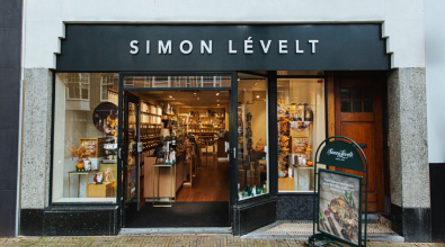 Simon Lévelt, Den Haag - De Nationale Franchise Gids